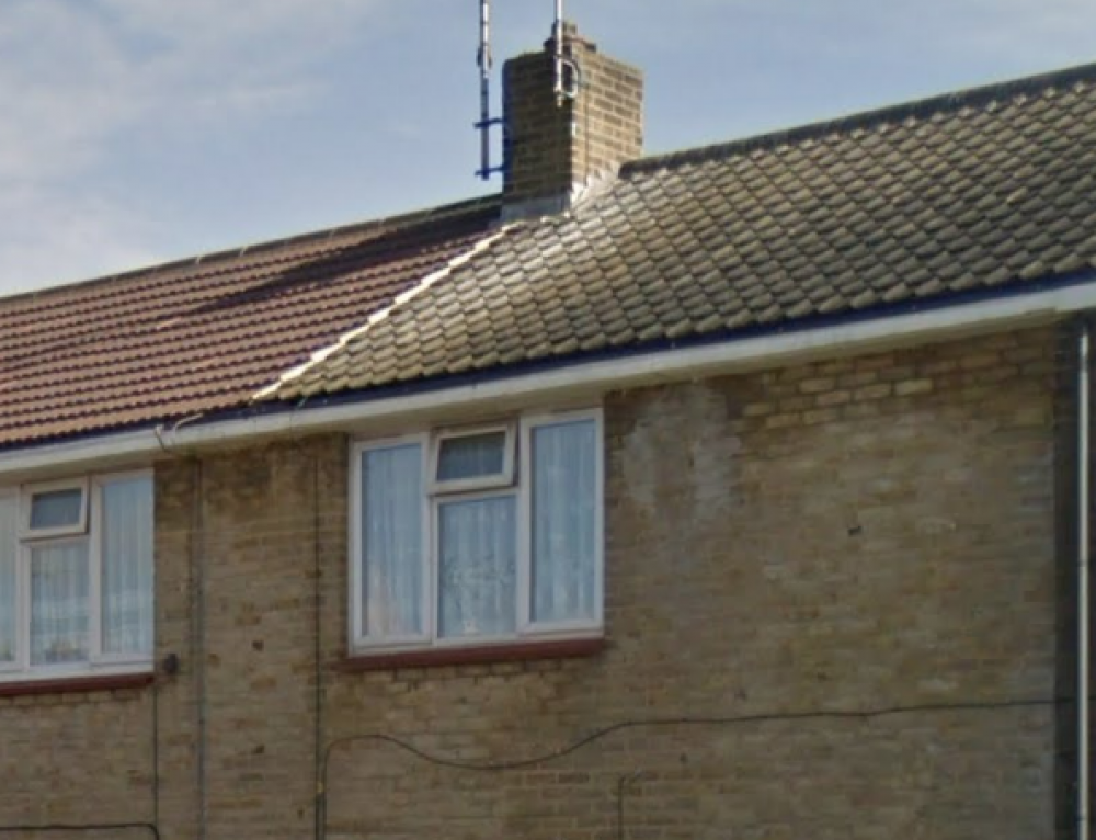 Anthracite Grey RAL7016 Aluminium Guttering | Seamless Guttering